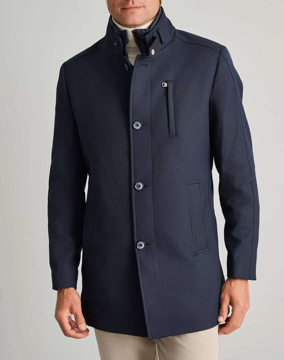 Navy & Green Ρούχα και Παπούτσια | Politikos.gr