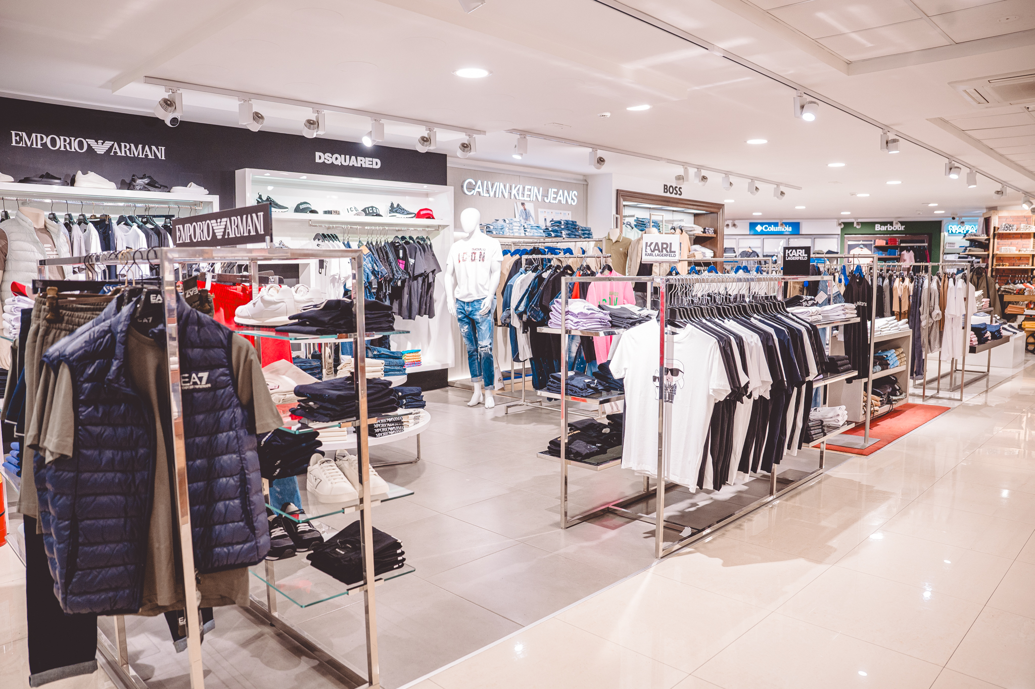 ΚΟΡΥΦΑΙΑ BRANDS ΣΕ ΓΥΝΑΙΚΕΙΑ, ΑΝΔΡΙΚΑ, ΠΑΙΔΙΚΑ ΡΟΥΧΑ & ΕΣΩΡΟΥΧΑ ...